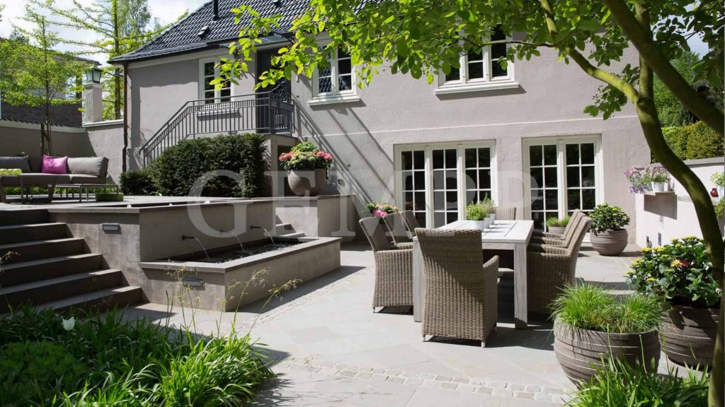 Atriumgarten mit Wasserspielen / Gartengestaltung Niedersachsen | Gempp ...